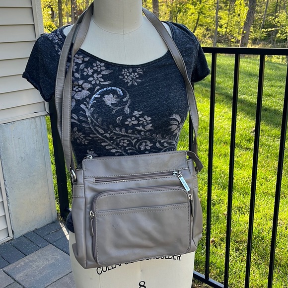 Giani Bernini | Bags | Vintage Giani Bernini Woman Bag | Poshmark